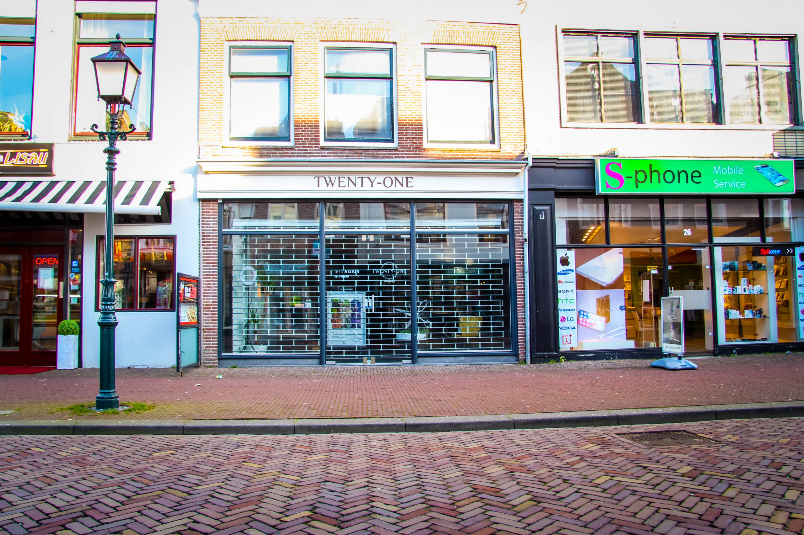 Twenty One Hairdressers - In Hoorn