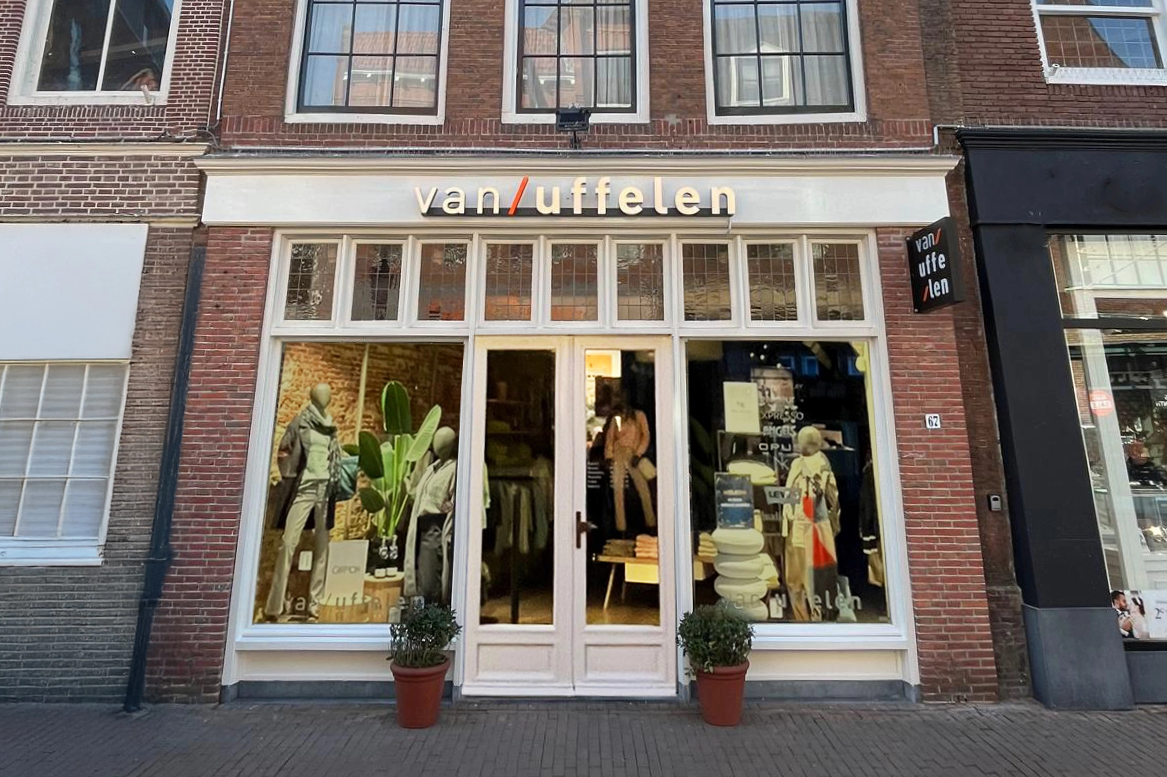 Van Uffelen - In Hoorn